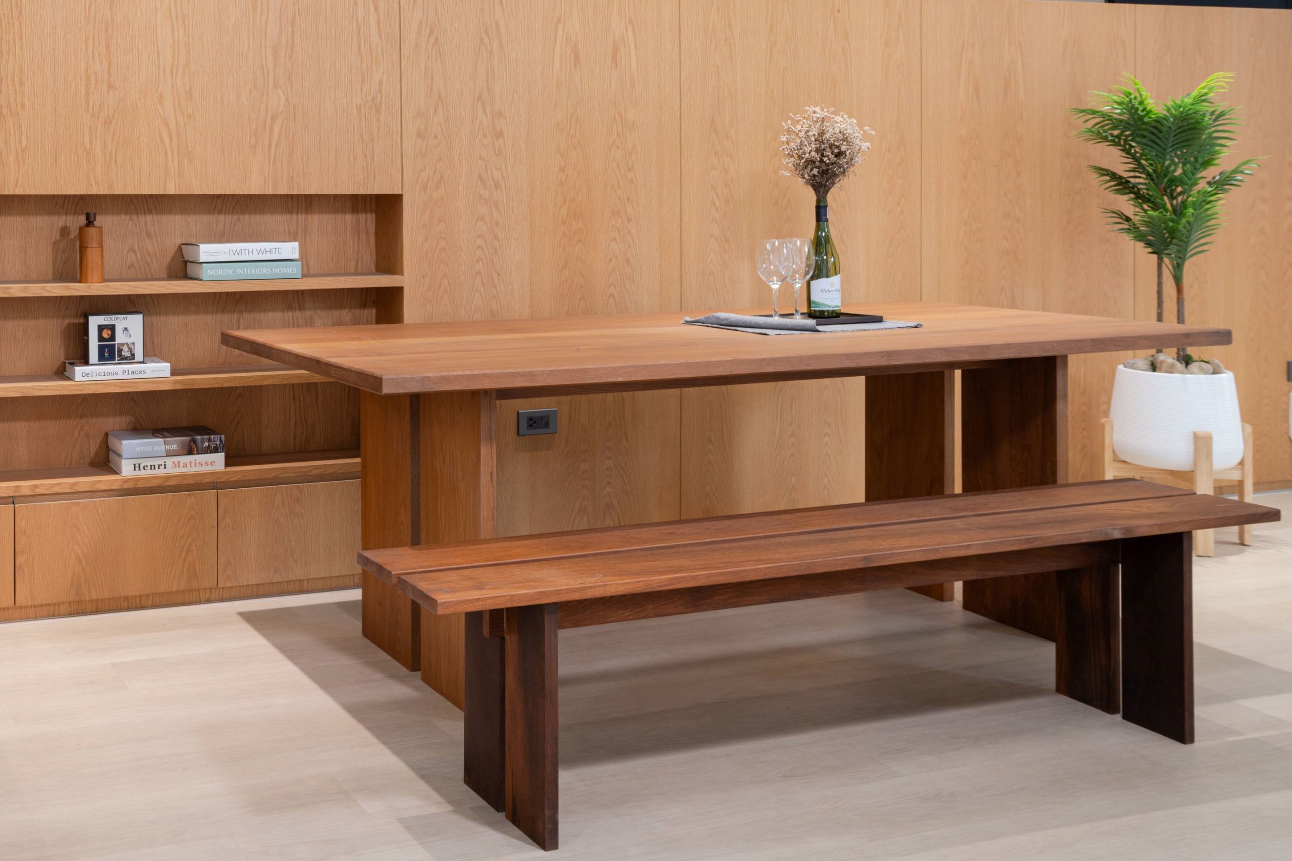 Cuckoo Table - theliving101